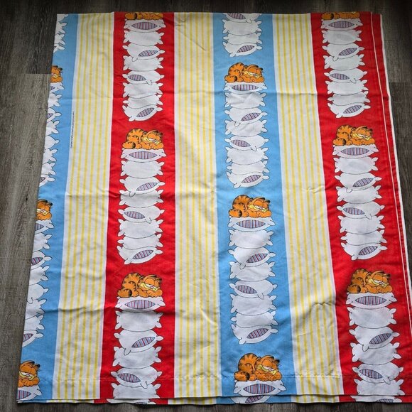 Caress | Bedding | Vintage Garfield Bed Sheet Full Flat Cat Burlington ...